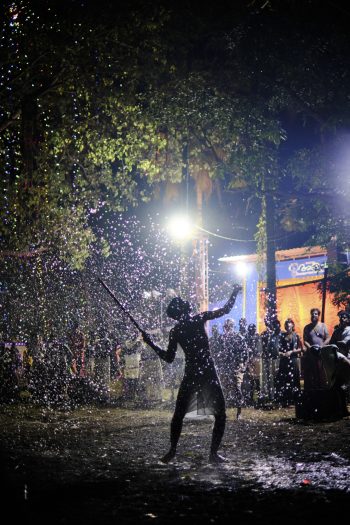 The Thrilling Uriyadi: A Night of Celebration in Kerala - Lorenz Berna